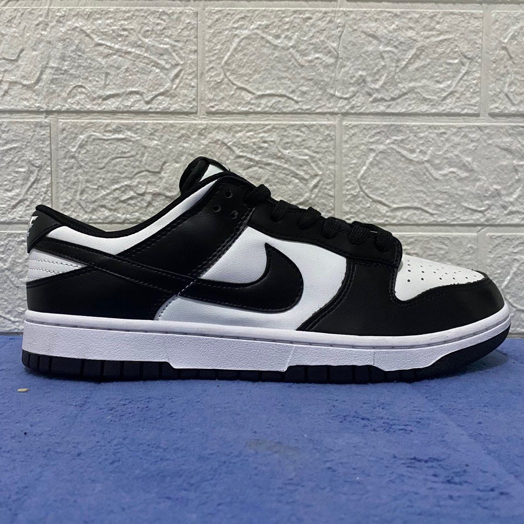 Nike Dunk Low Retro Panda, Fesyen Pria, Sepatu , Sneakers di Carousell