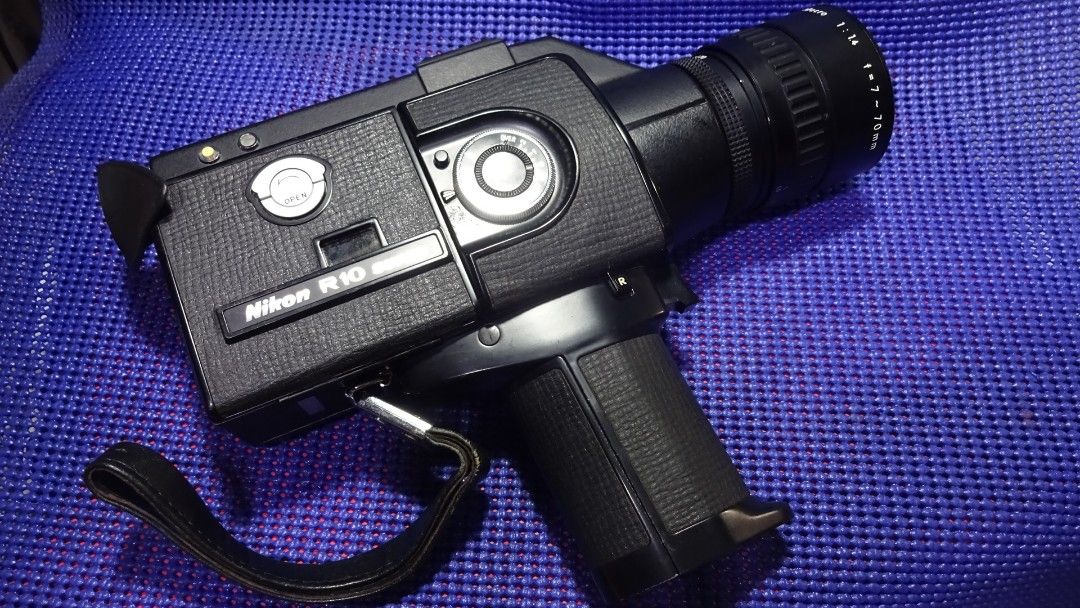 Nikon R10 Super Zoom 8mm movie camera silent super 8 cartridge ...