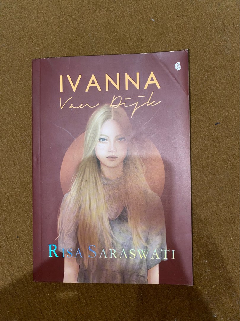 Novel ivanna, Buku & Alat Tulis, Buku di Carousell