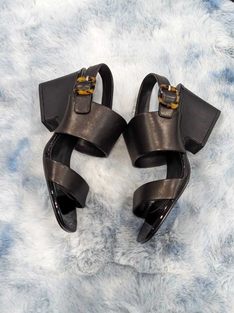 Original OBERMAIN Manuela shoe, Women's Fashion, Footwear, Heels on ...