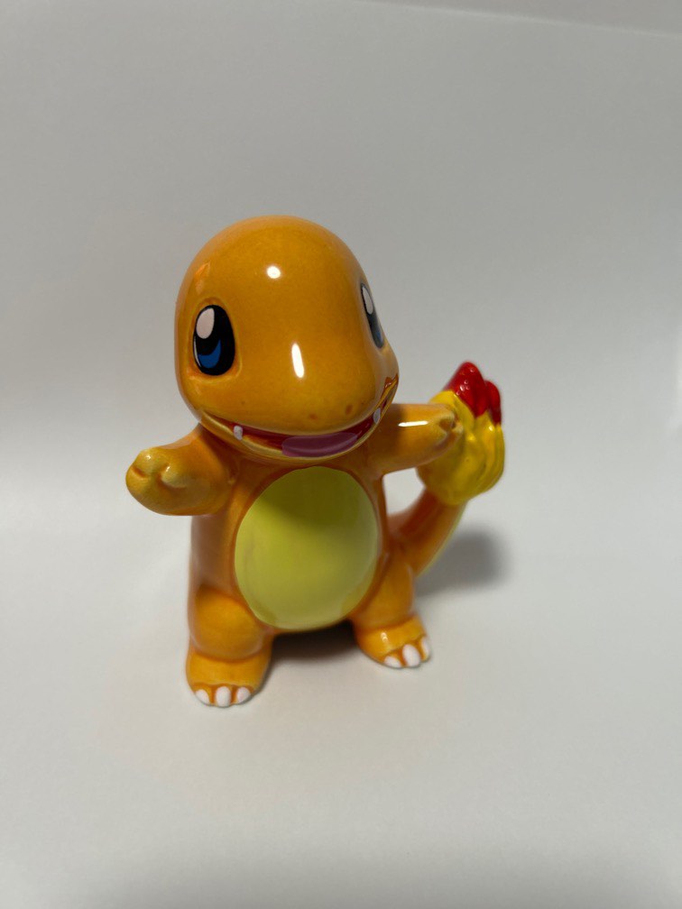 Pokémon Charmander Ceramic Piggy Bank (Pikachu), Hobbies & Toys ...