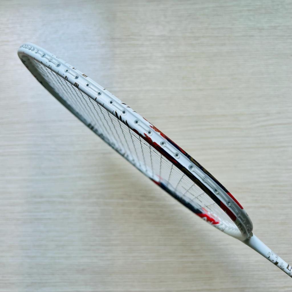 Pristine Condition Venson VS Kirin 80 4U Badminton Racket strung with ...