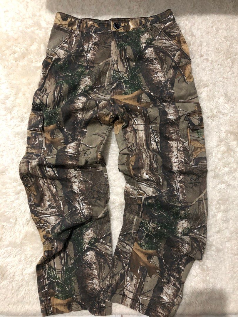 REALTREE CARGO PANTS, Men's Fashion, Bottoms, Jeans on Carousell