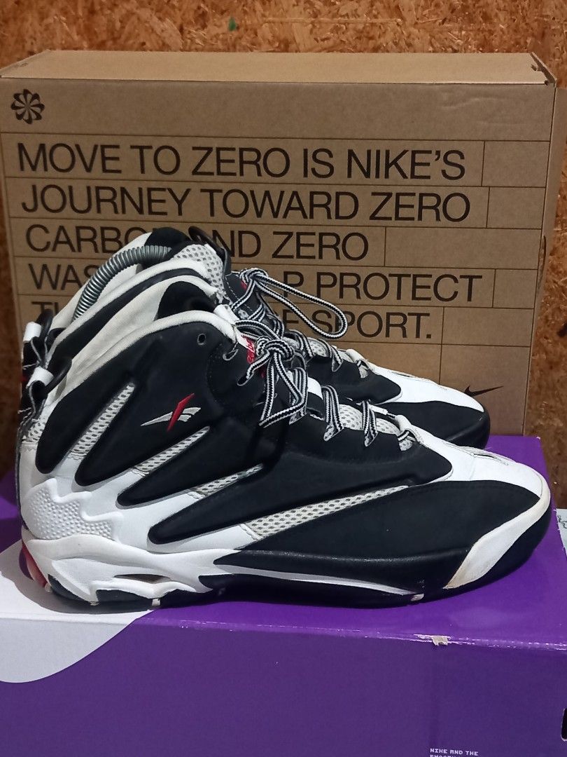 Reebok Van Blast Exel on Carousell