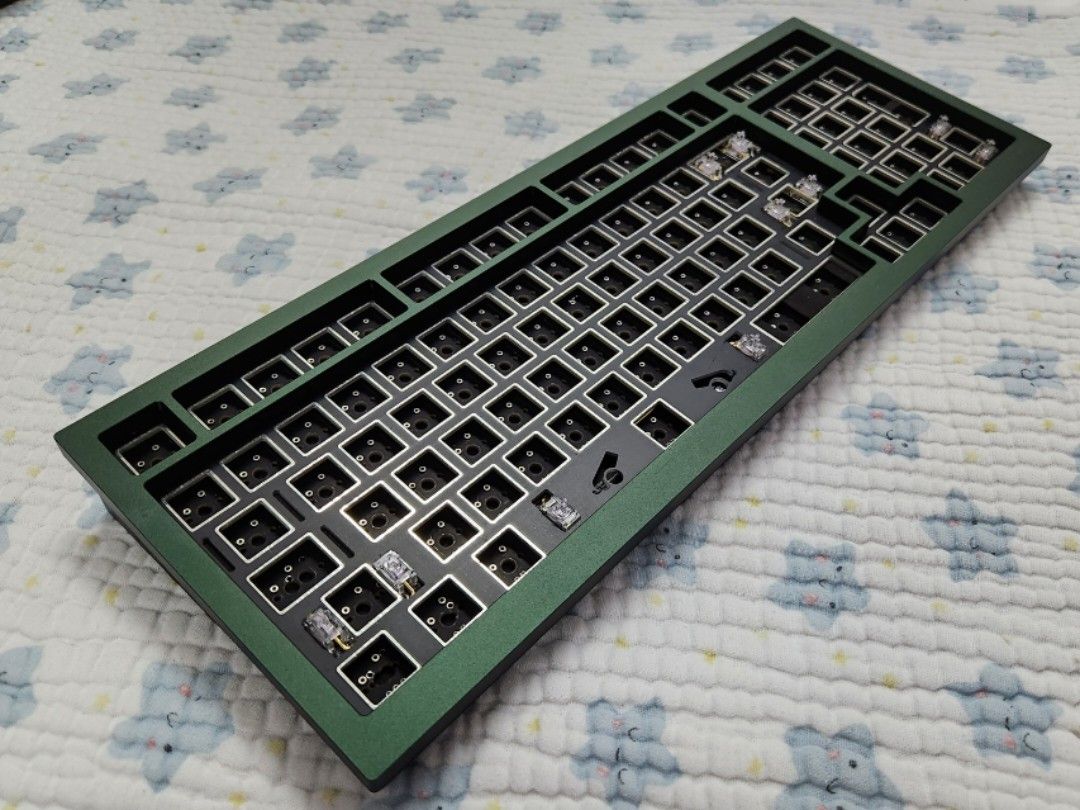 Rekt1800 Keyboard - Dark Green, Computers & Tech, Parts & Accessories ...