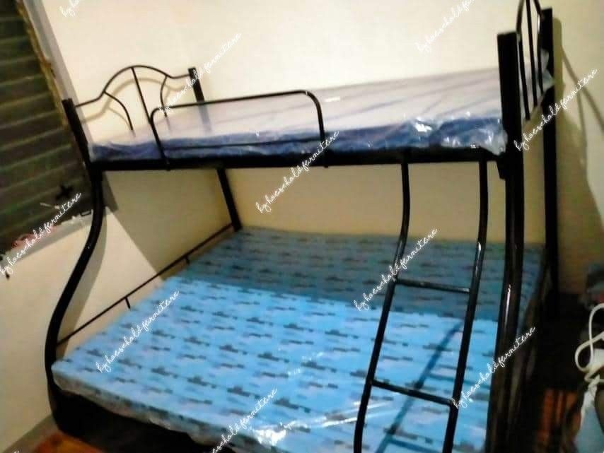 R-type double deck set with uratex foam Queen size lower bed on Carousell