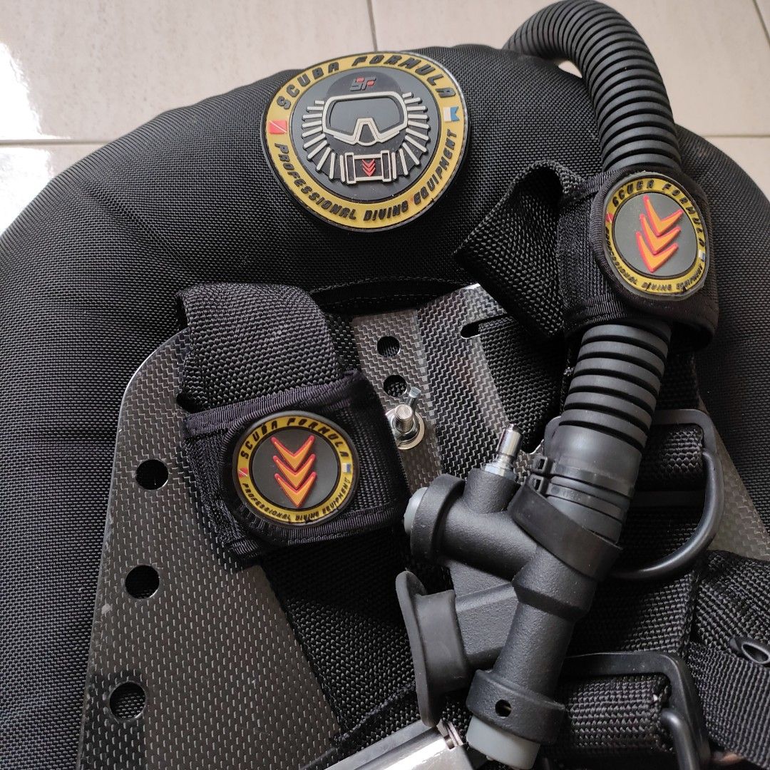 Scuba Formula one wing BCD, Sports Equipment, Sports & Games, Water Sports on Carousell