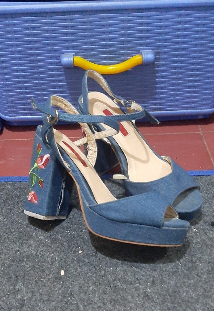 platform heels primark