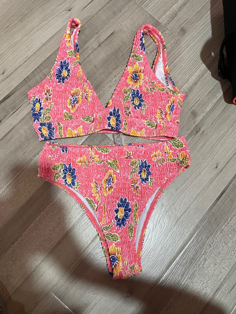 Shein Swimsuit, Women's Fashion, Swimwear, Bikinis & Swimsuits on Carousell
