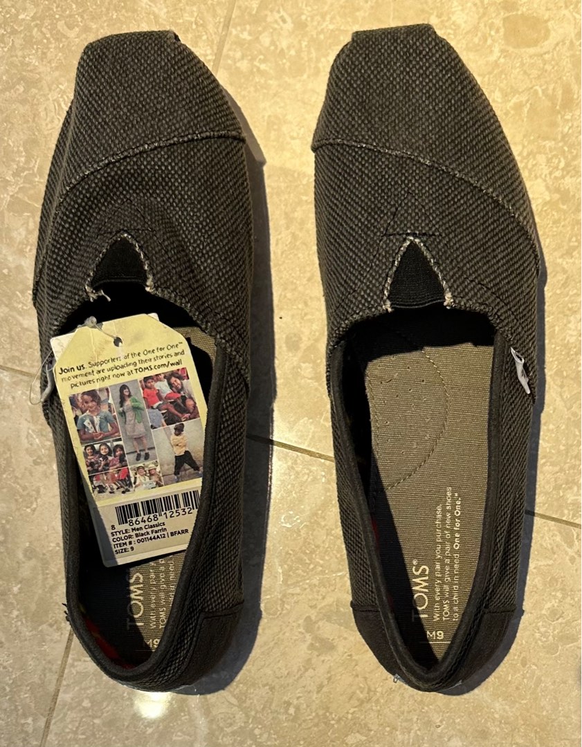 TOMS Men Classics, Men's Fashion, Footwear, Casual shoes on Carousell