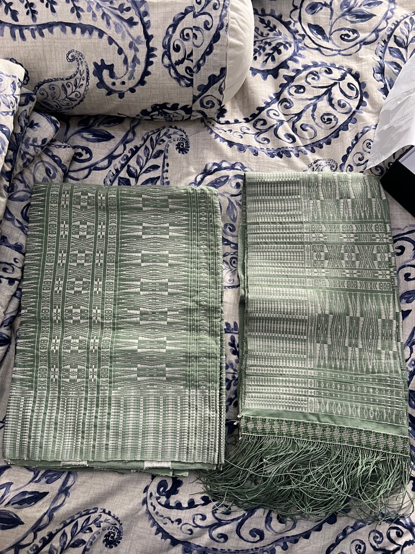 Ulos sage green set sarung selendang (ada box), Fesyen Wanita, Pakaian Wanita, Lainnya di Carousell