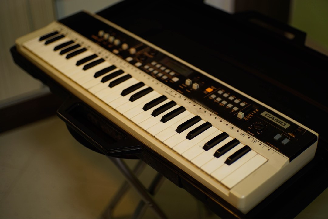 Vintage 1982 Casio MT-70 Sine Wave Keyboard, Hobbies & Toys, Music ...
