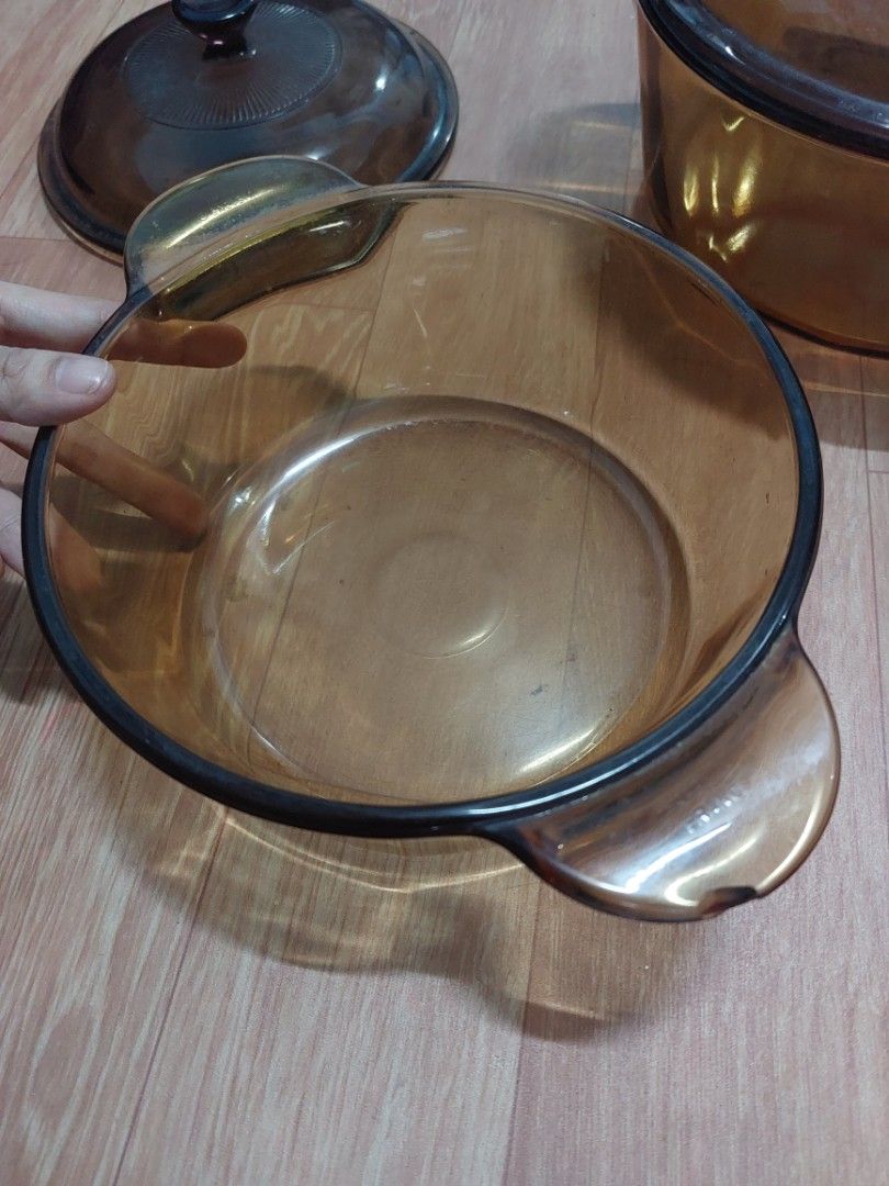 Visions pyrex cookware casserole 2.25L & 1.25L on Carousell