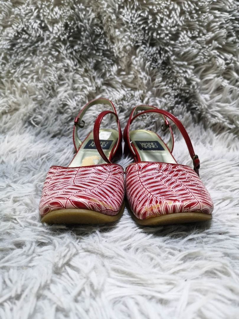 Wano Nano Red Leather Flat Sandals, Women's Fashion, Footwear, Flats ...