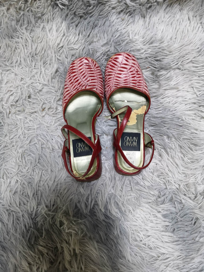 Wano Nano Red Leather Flat Sandals, Women's Fashion, Footwear, Flats ...