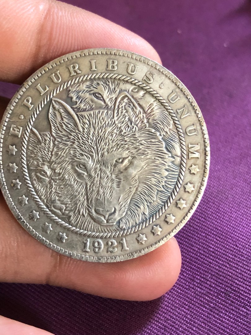 Wolf coin on Carousell