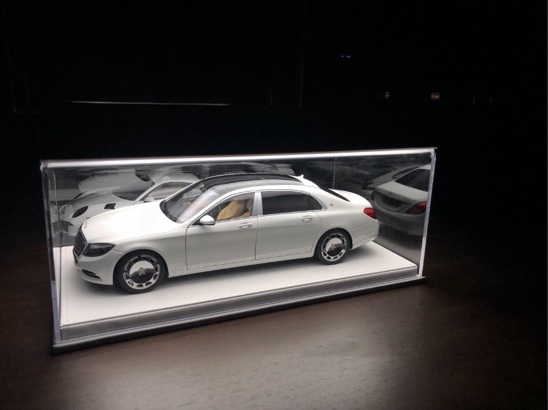 1/18 Cars Acrylic Display Case with Premium Base + Optional LED ...