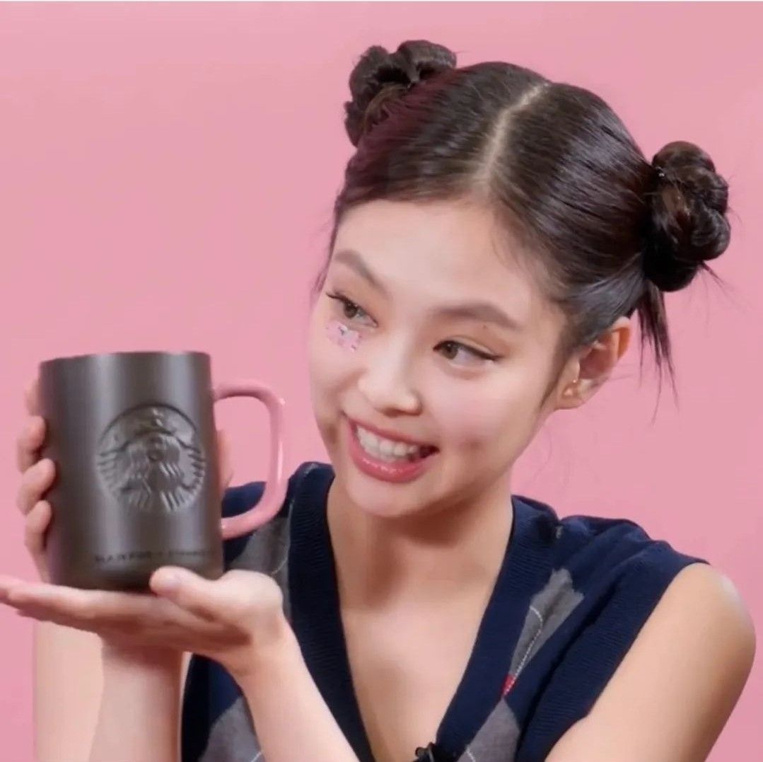 即日交收‼️ Jennie BlackPink Starbucks *韓版* 星巴克卡 限量版 韓版 KOREA Jisoo Jennie ...