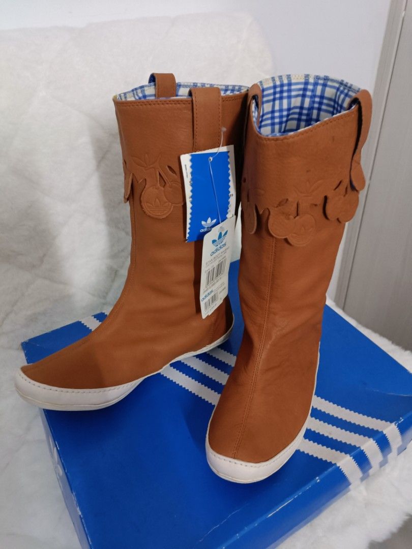 ADIDAS STAN BOOT KAWAII, Women's Fashion, Footwear, Boots on Carousell