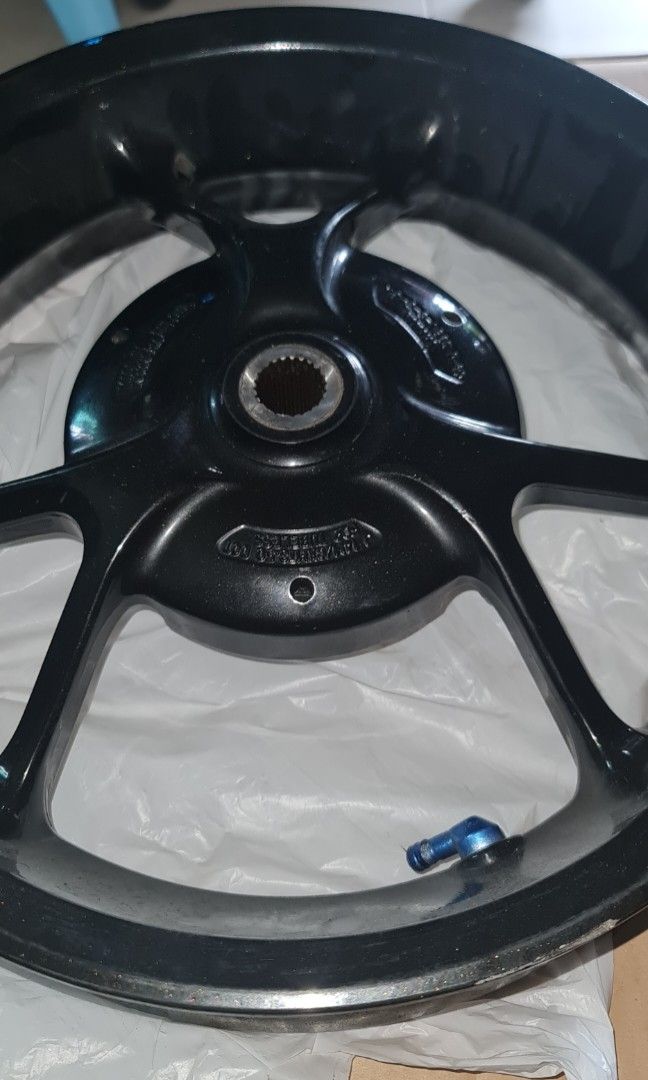 Aerox/Nvx v1 Rim Black with glitter(REAR RIM ONLY), Motorcycles ...