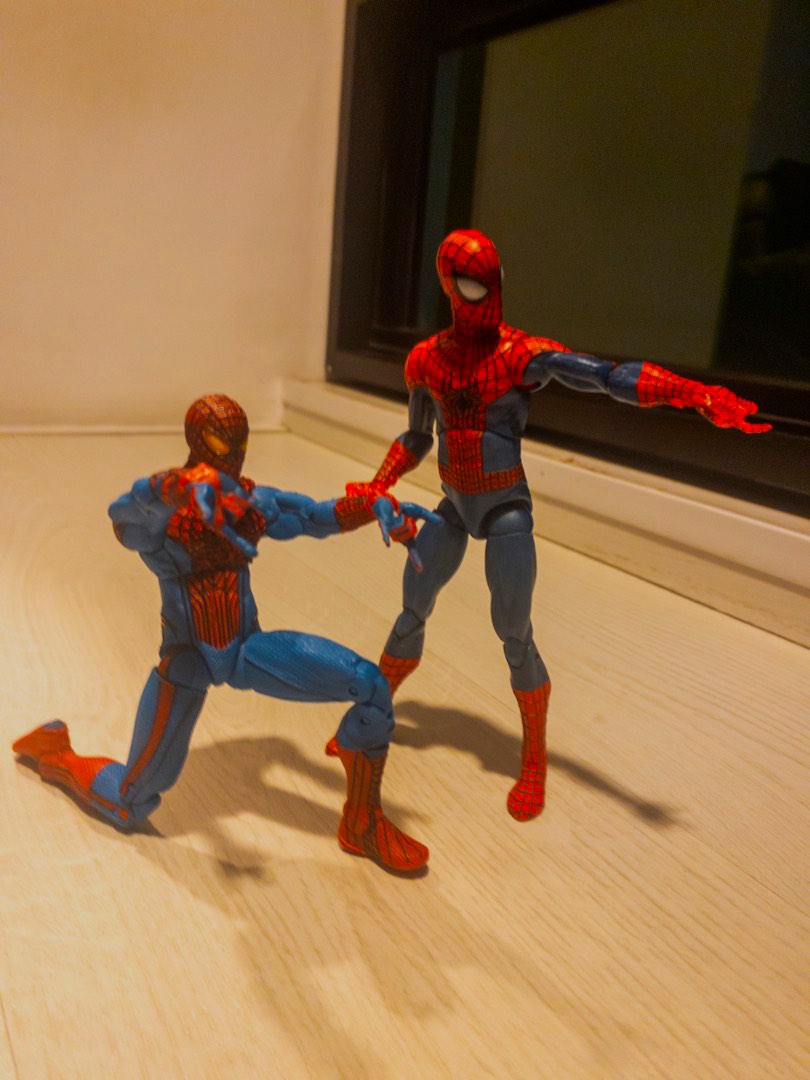 Marvel Select Spider-Man , Hobbies & Toys, Toys & Games on Carousell