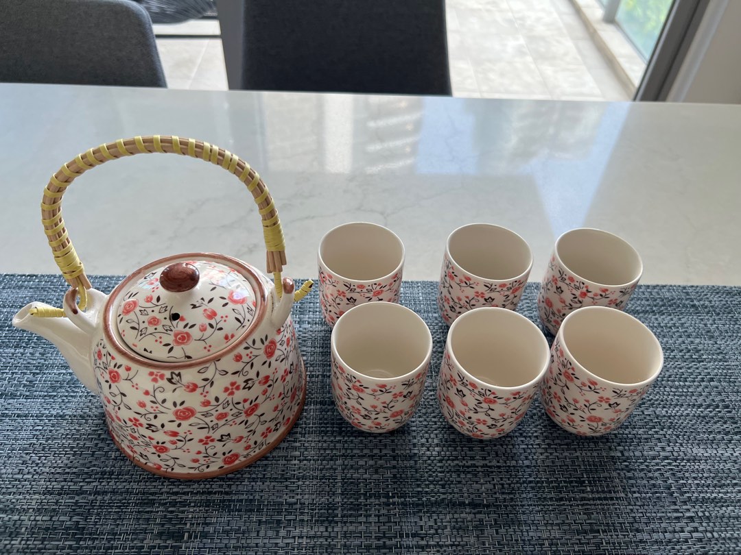 Beautiful tea set and 6 cups, Furniture & Home Living, Kitchenware ...