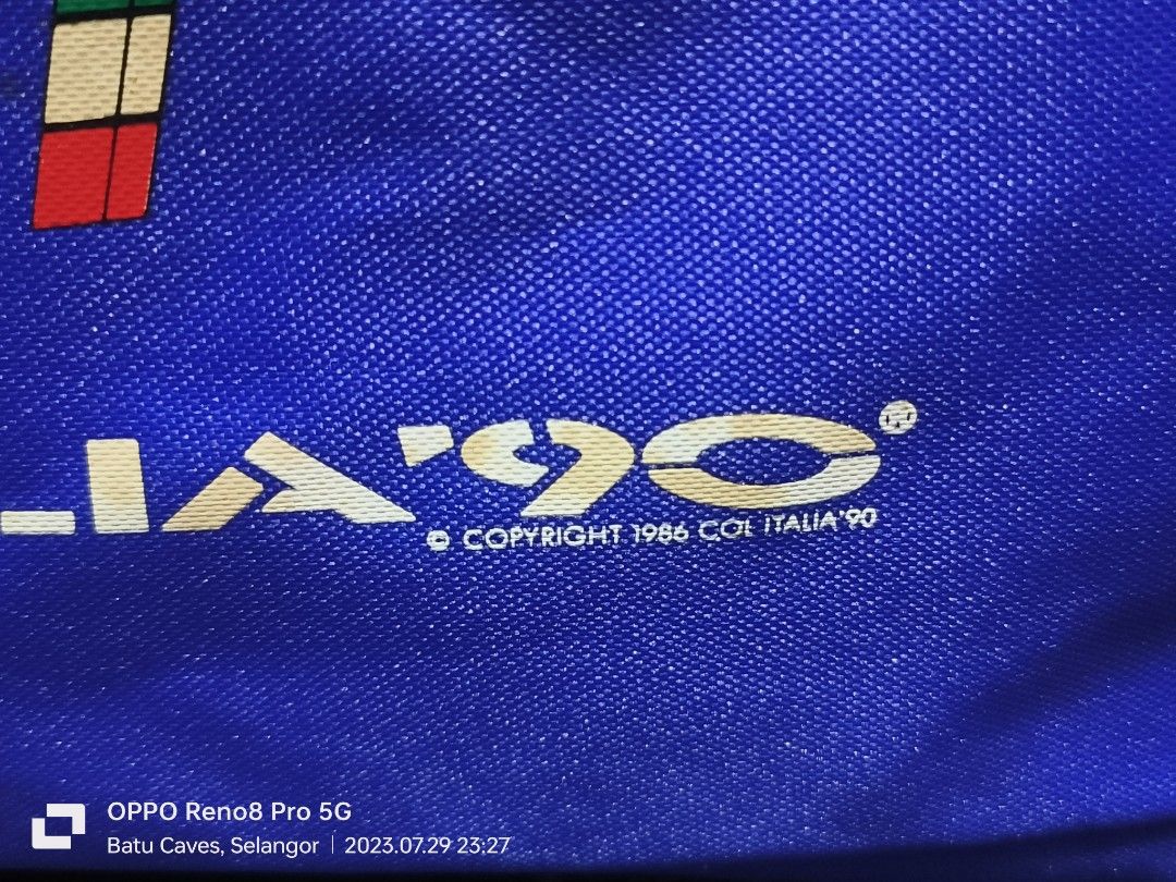 Beg balik kg vintage worldcup 1990, Women's Fashion, Bags & Wallets ...