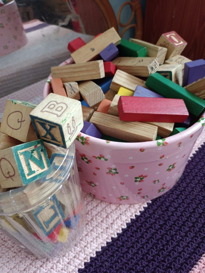 Building blocks on Carousell Building blocks on Carousell