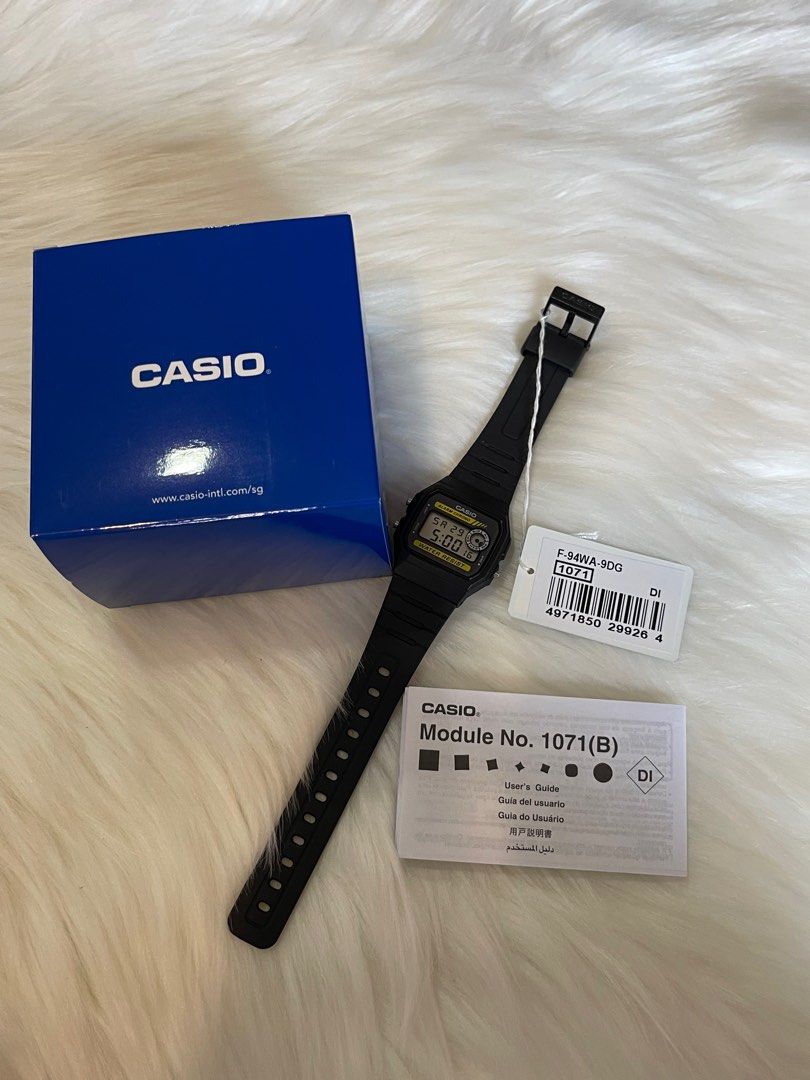 Casio Standard Digital Watch (F94WA-9), Men's Fashion, Watches ...