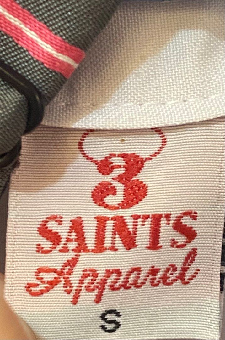 CEU SCIENCE DAILY UNIFORM FOR 1ST YEAR and 2nd YEAR STUDENTS on Carousell