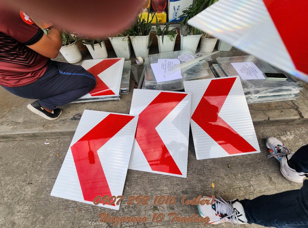 Chevron road signage 16 on Carousell