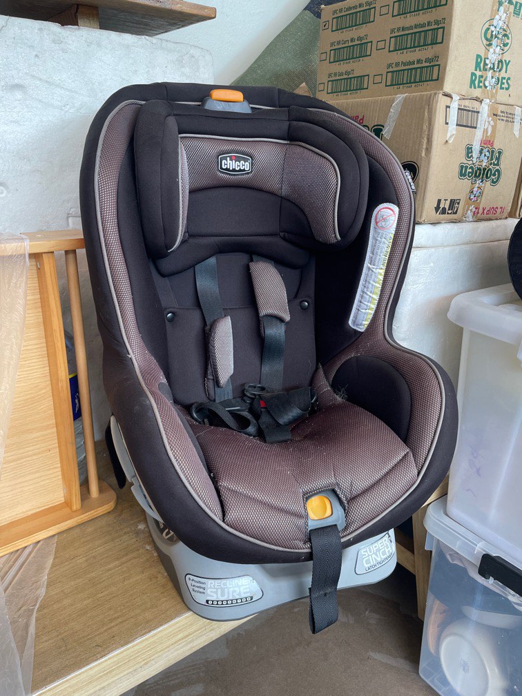 Chicco car seat, Babies & Kids, Going Out, Car Seats on Carousell