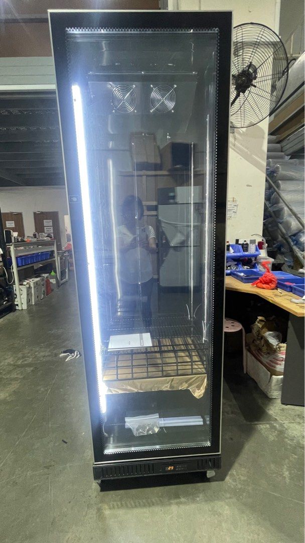 Commercial Single Door Black Chiller, Furniture & Home Living, Bathroom ...