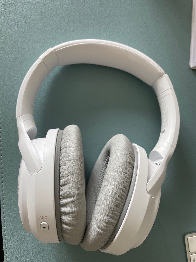 Creative Headphone, Audio, Headphones & Headsets on Carousell
