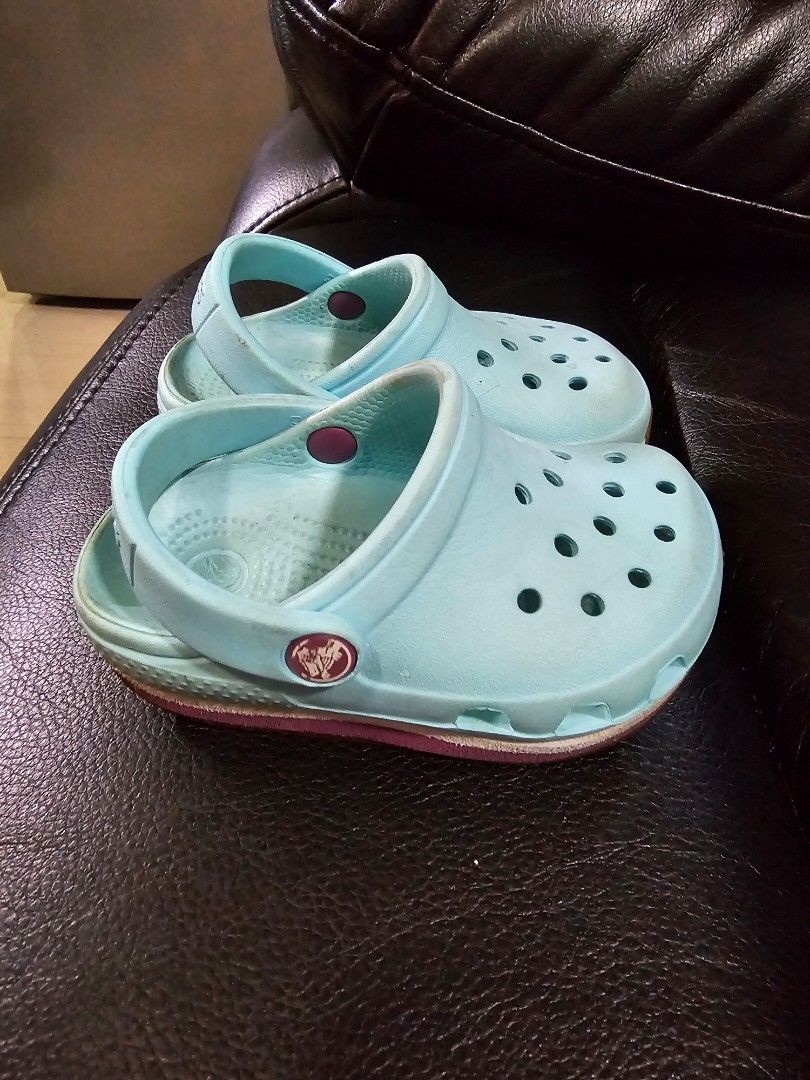 Crocs kids c4/5, Babies & Kids, Babies & Kids Fashion on Carousell