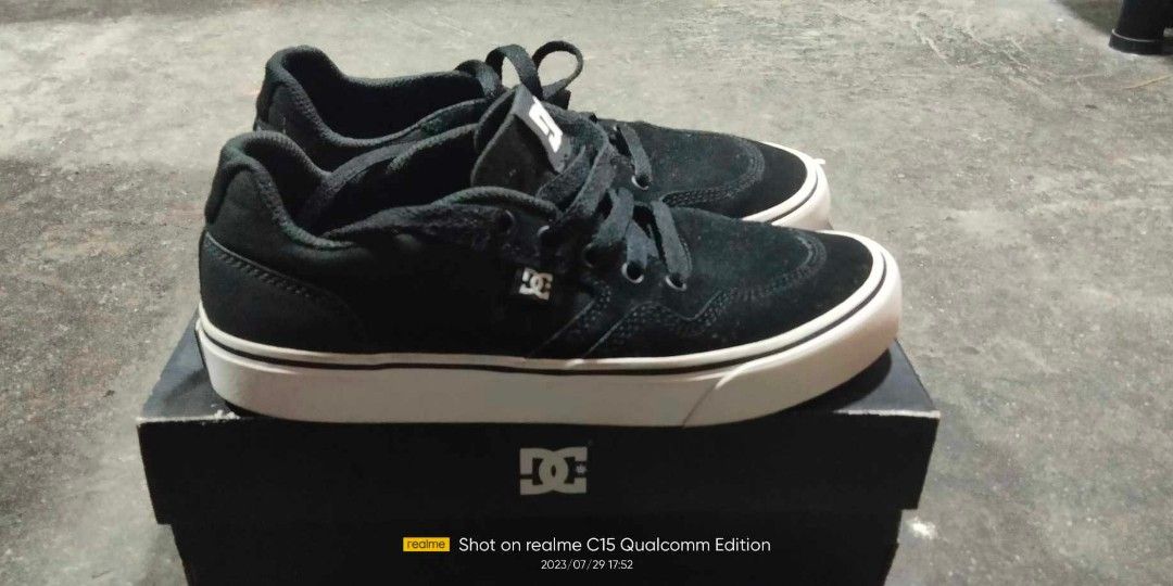 DC shoes ROWLAND SD, Men's Fashion, Footwear, Sneakers on Carousell