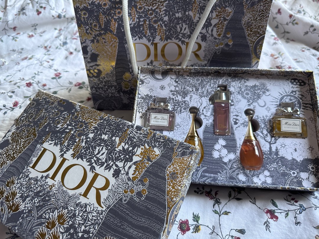 Dior 5 piece perfume gift set, Beauty & Personal Care, Fragrance ...