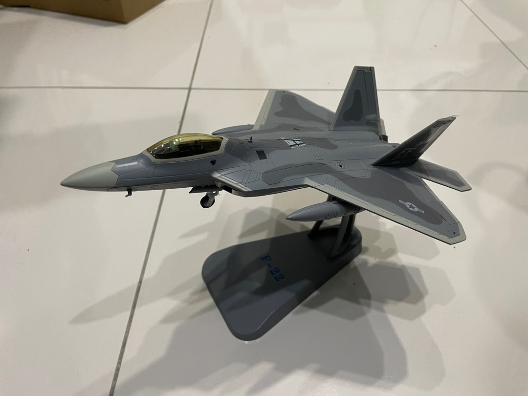 F22 Raptor 1:72 die-cast metal fighter jet, Hobbies & Toys, Toys ...