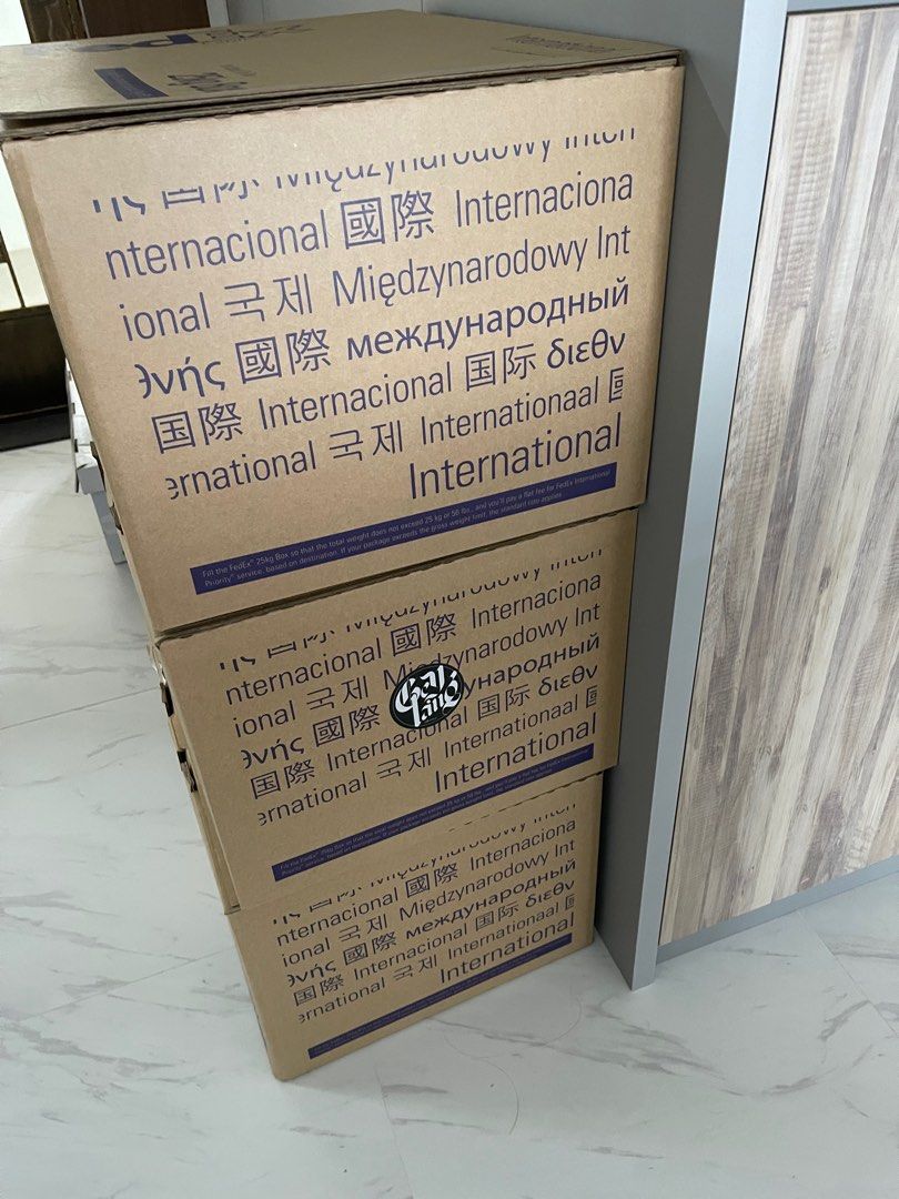 FedEx Carton Boxes 25kg, Furniture & Home Living, Home Improvement ...