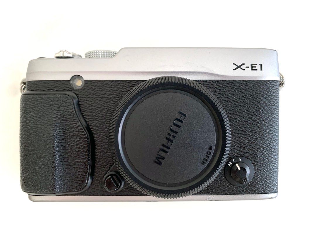 Fujifilm X-E1 camera, Photography, Cameras on Carousell