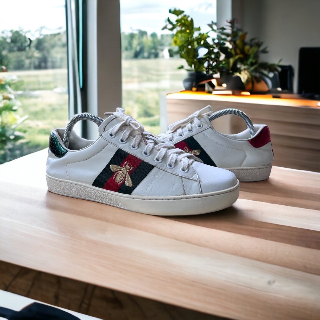 Gucci embroidered bee‼️authentic ‼️, Men's Fashion, Footwear, Sneakers ...