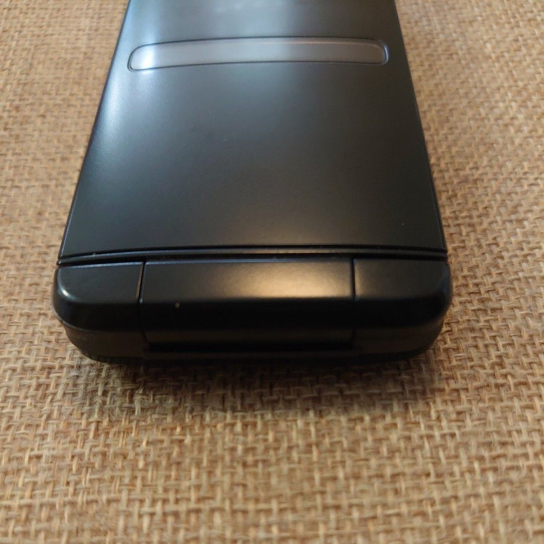 Japanese keitai flip phone (Au KYF39), Mobile Phones & Gadgets, Mobile ...