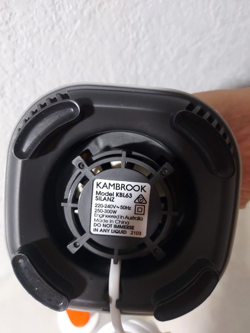 Kambrook Blitz 2 Go Personal Blender, TV & Home Appliances, Kitchen ...