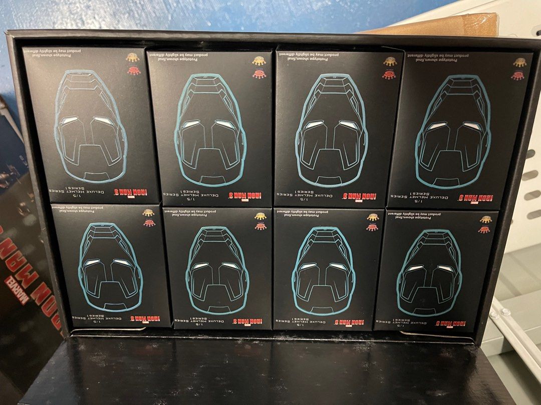 King Arts - Ironman 1/5th scale bust + display cases MISB, Hobbies ...