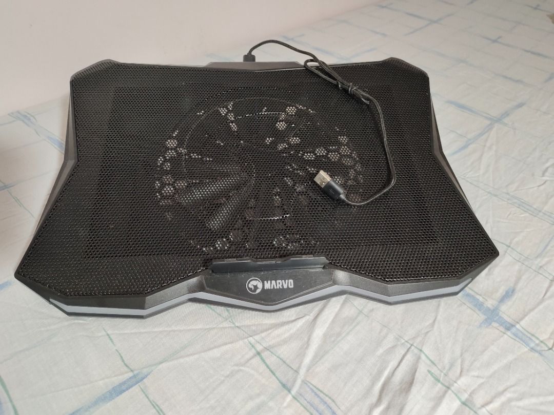 Laptop Cooling Stand | Marvo FN-40 on Carousell