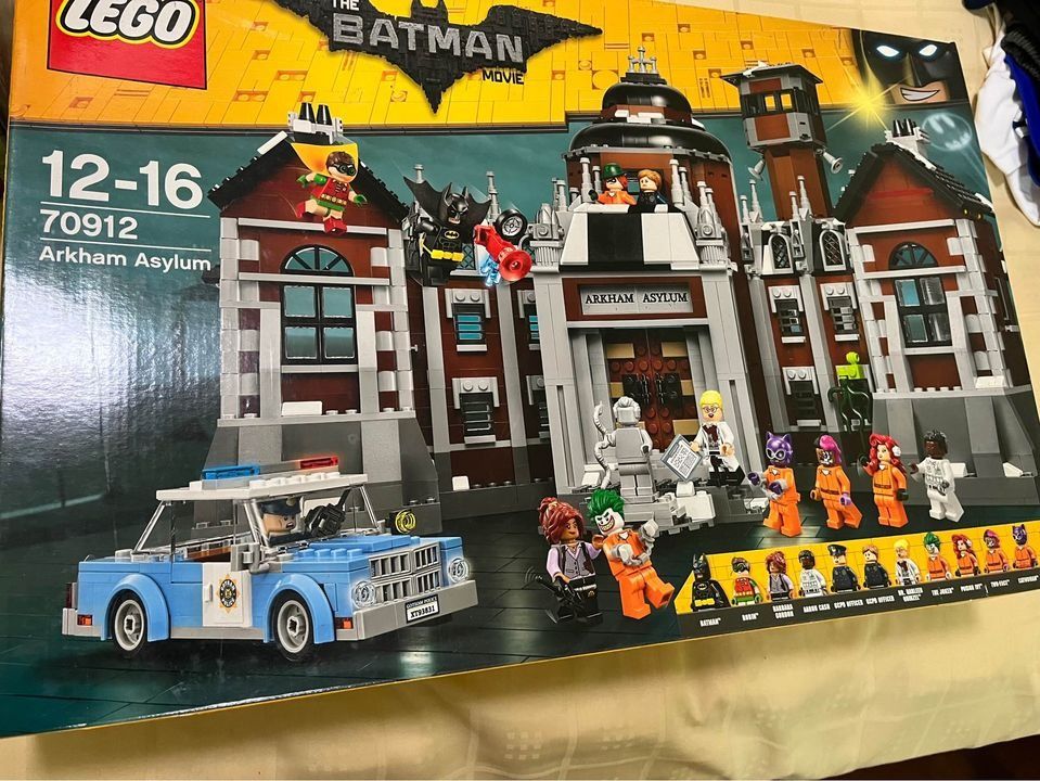 Lego Batman - 70912 - Batman Movie Arkham Asylum, Hobbies & Toys, Toys ...