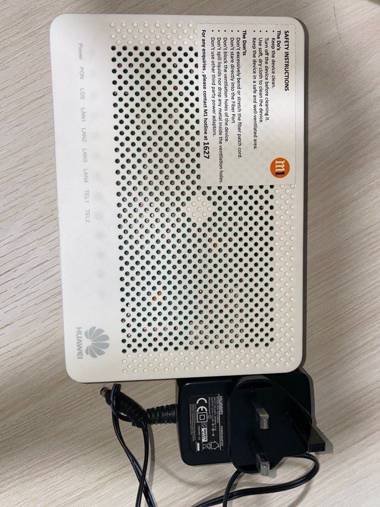 M1 EchoLife HG8240H5 GPON Terminal, Computers & Tech, Parts ...