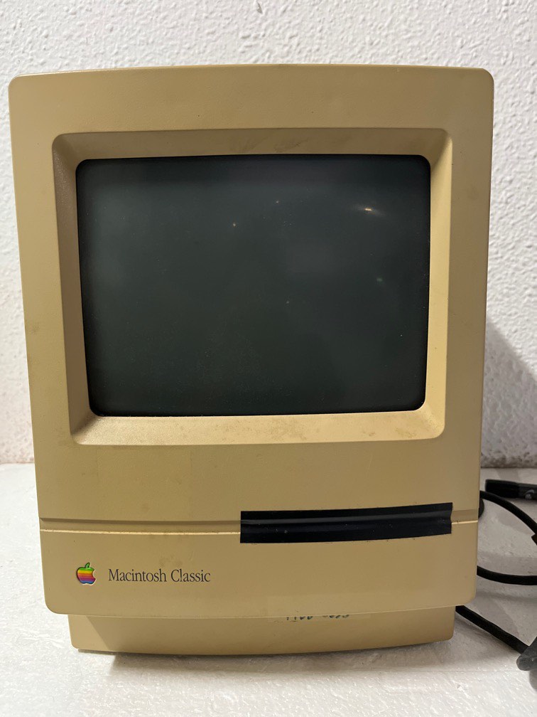 Macintosh classic Apple computer ID: BCGM0420, Computers & Tech ...