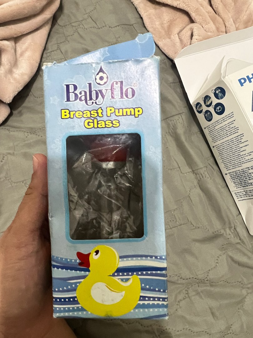 Manual Breast Milk Pump Baby Flo on Carousell