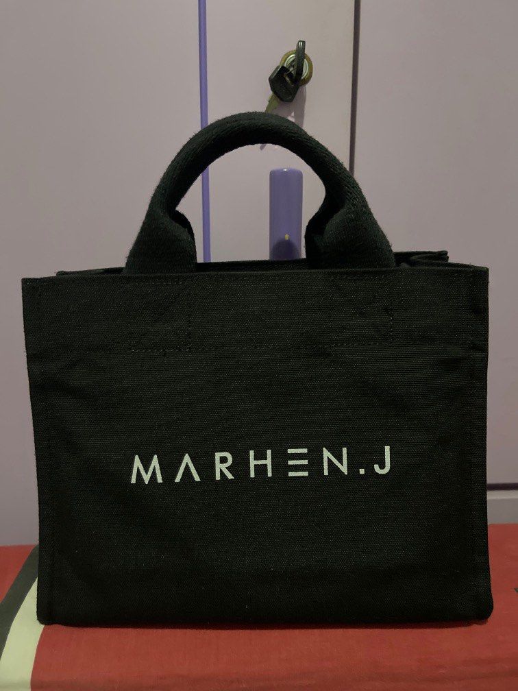 Marhen J Rico All Black Original 100% Korea, Barang Mewah, Tas & Dompet ...